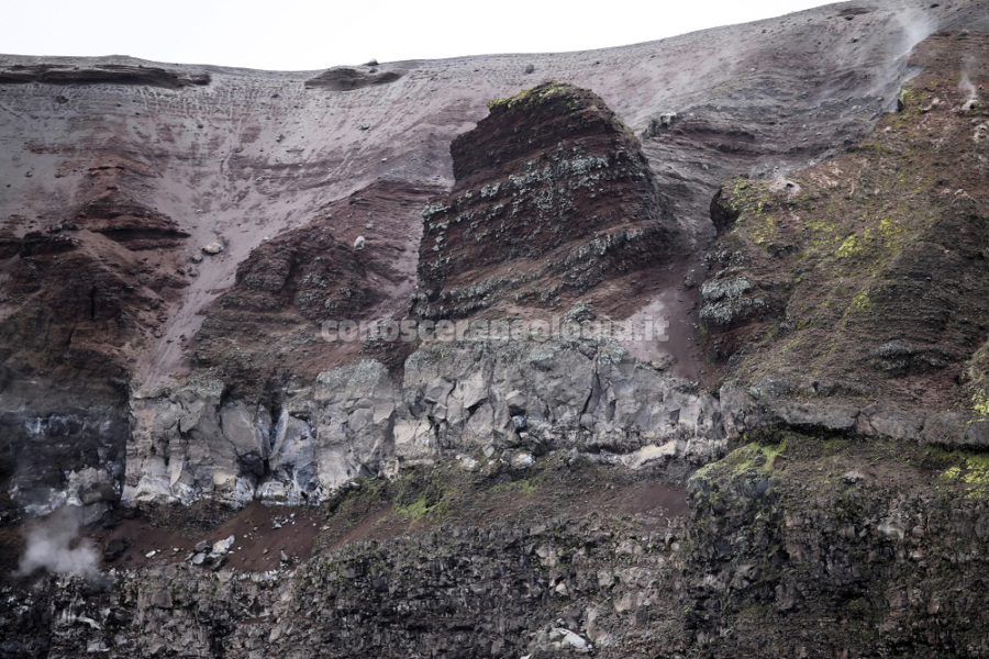 Le fumarole del Vesuvio, cosa sono e cosa indicano - FOTOGALLERY ...